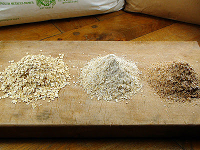 Dukan Diet Primer: Difference Between Oat Bran & Wheat Bran